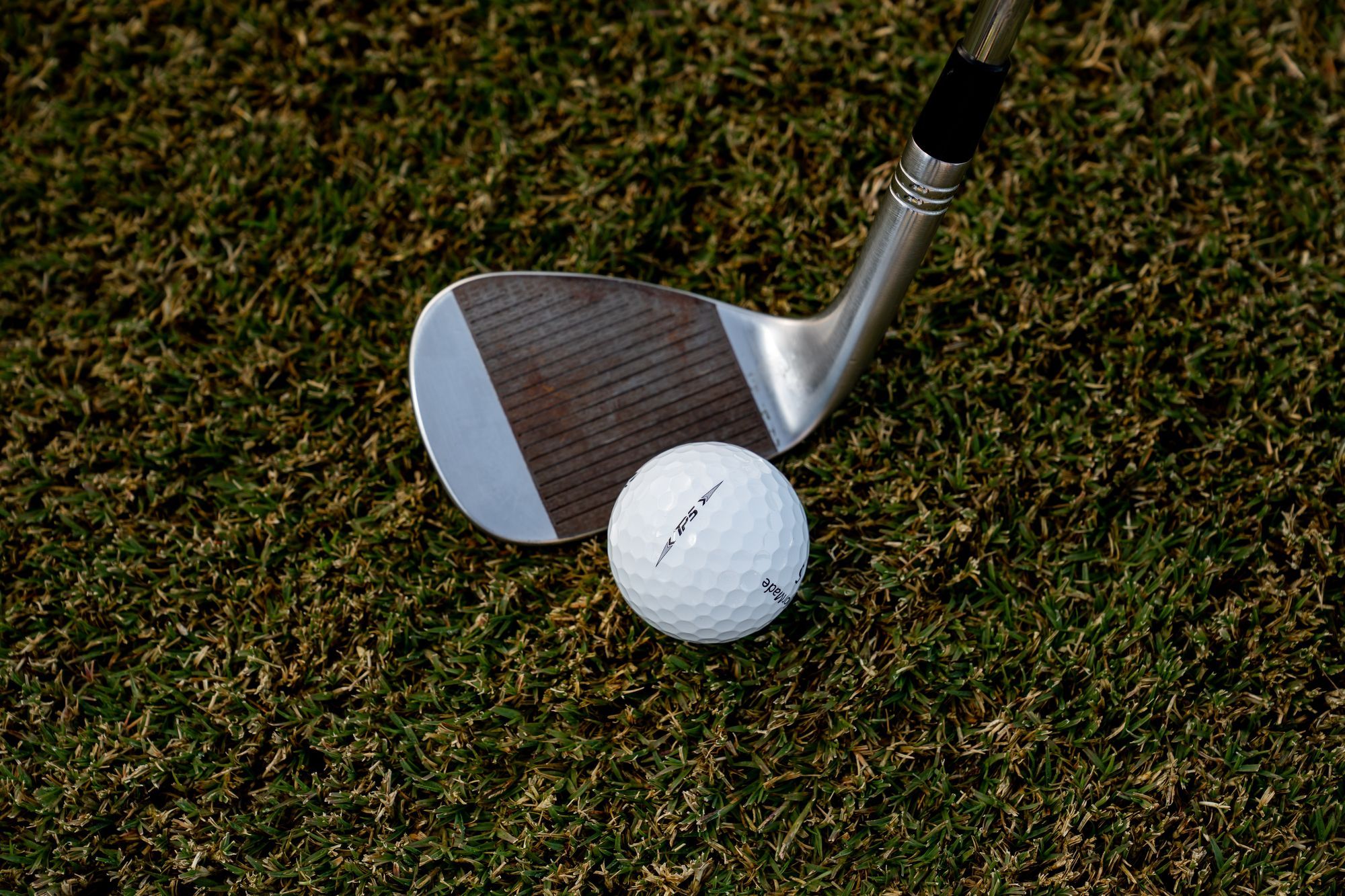 NEW: TaylorMade TP5 & TP5x Balls